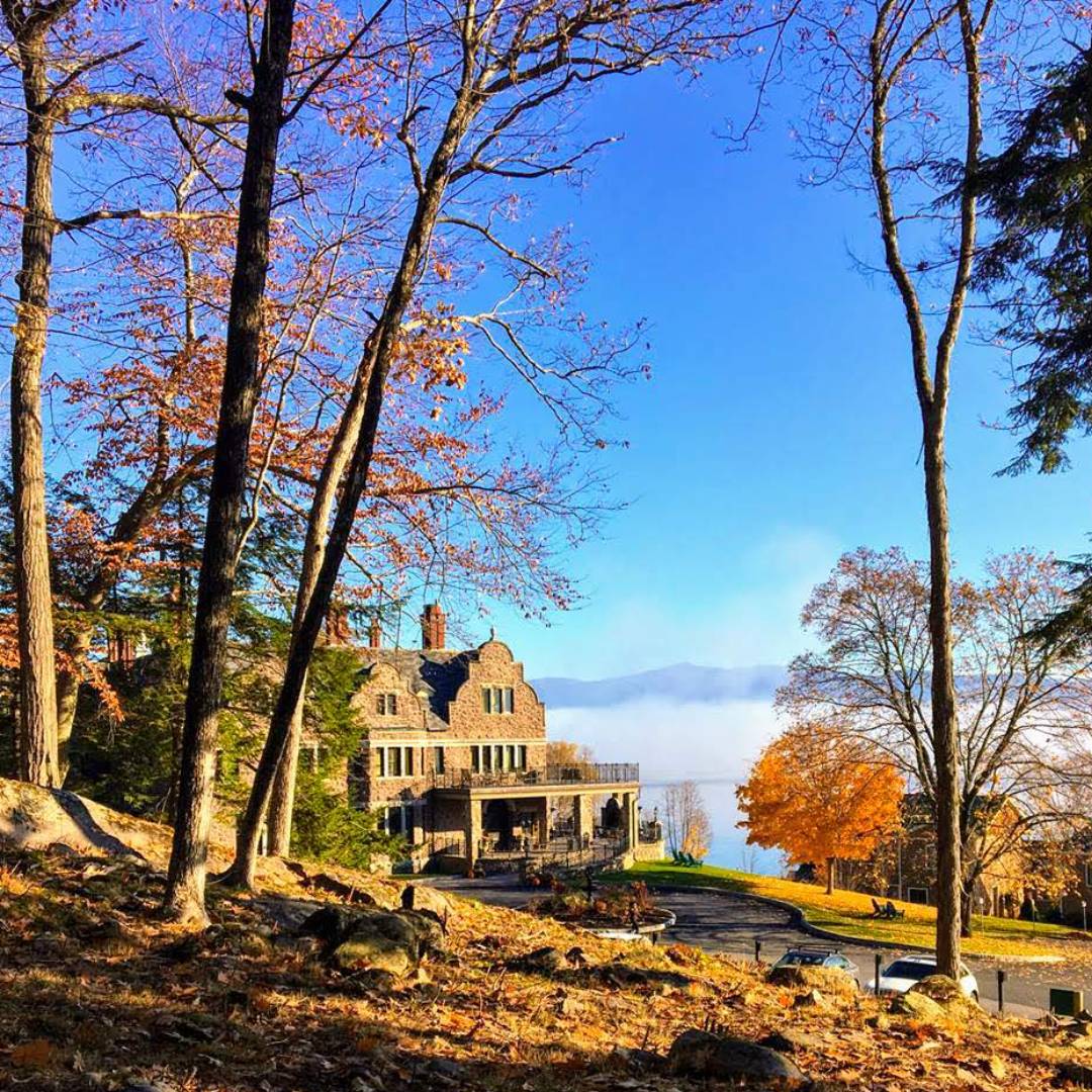 Where to Stay in Lake George This Fall: Editors' Picks